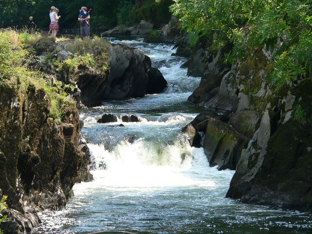 Best routes for canoeing and kayaking in the UK